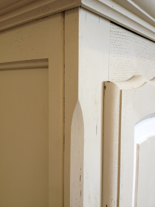 IF3553 PETITE DOUBLE DOOR FRENCH PROVENCAL STYLE ARMOIRE